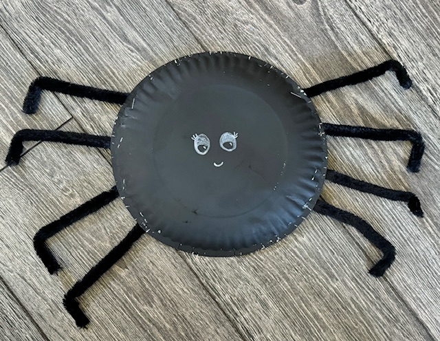 Spider Paper Plate Craft – Caffeine and Crayons